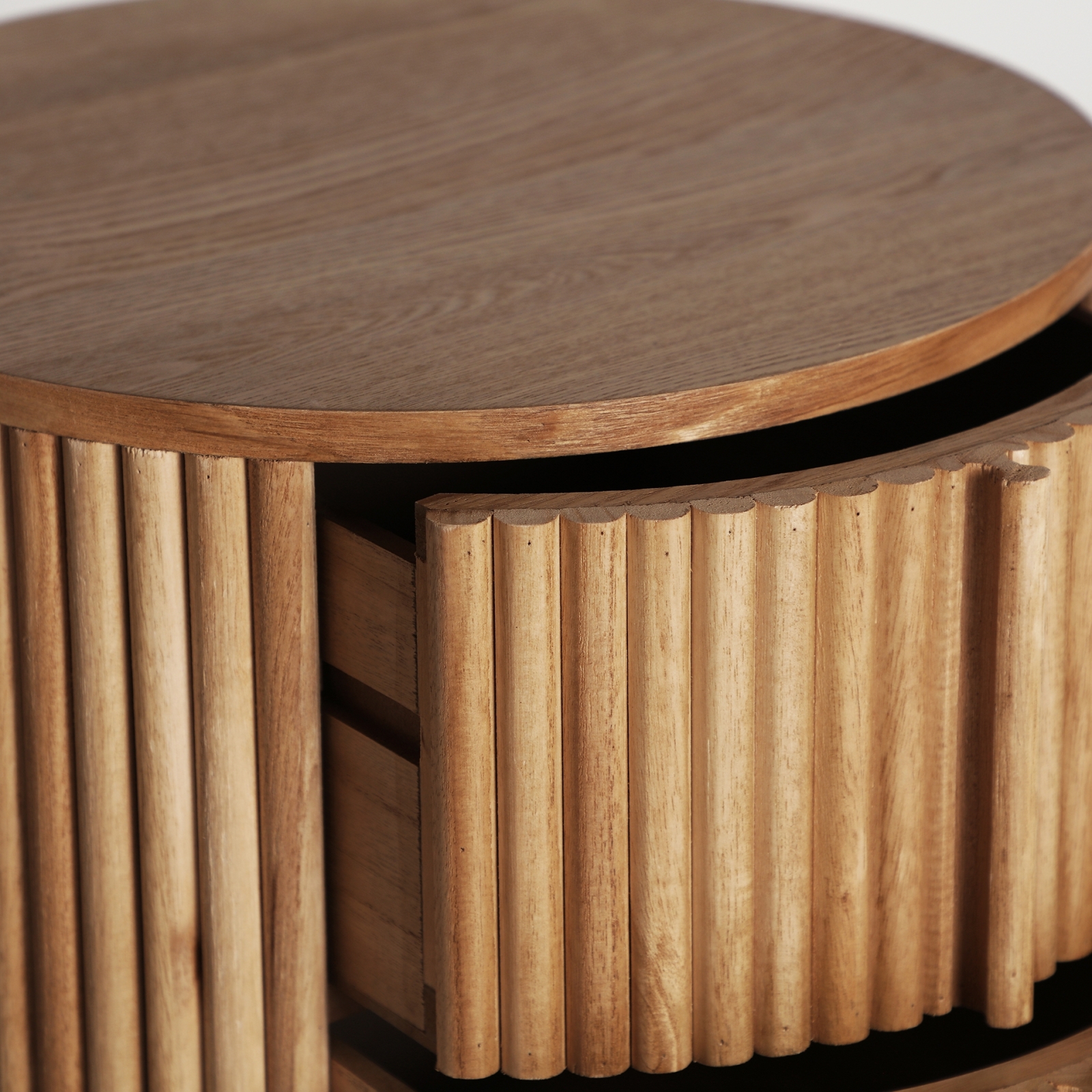 Noptiera bej natur din lemn Skagen - Mobilier, Iluminat, Decoratiuni ...