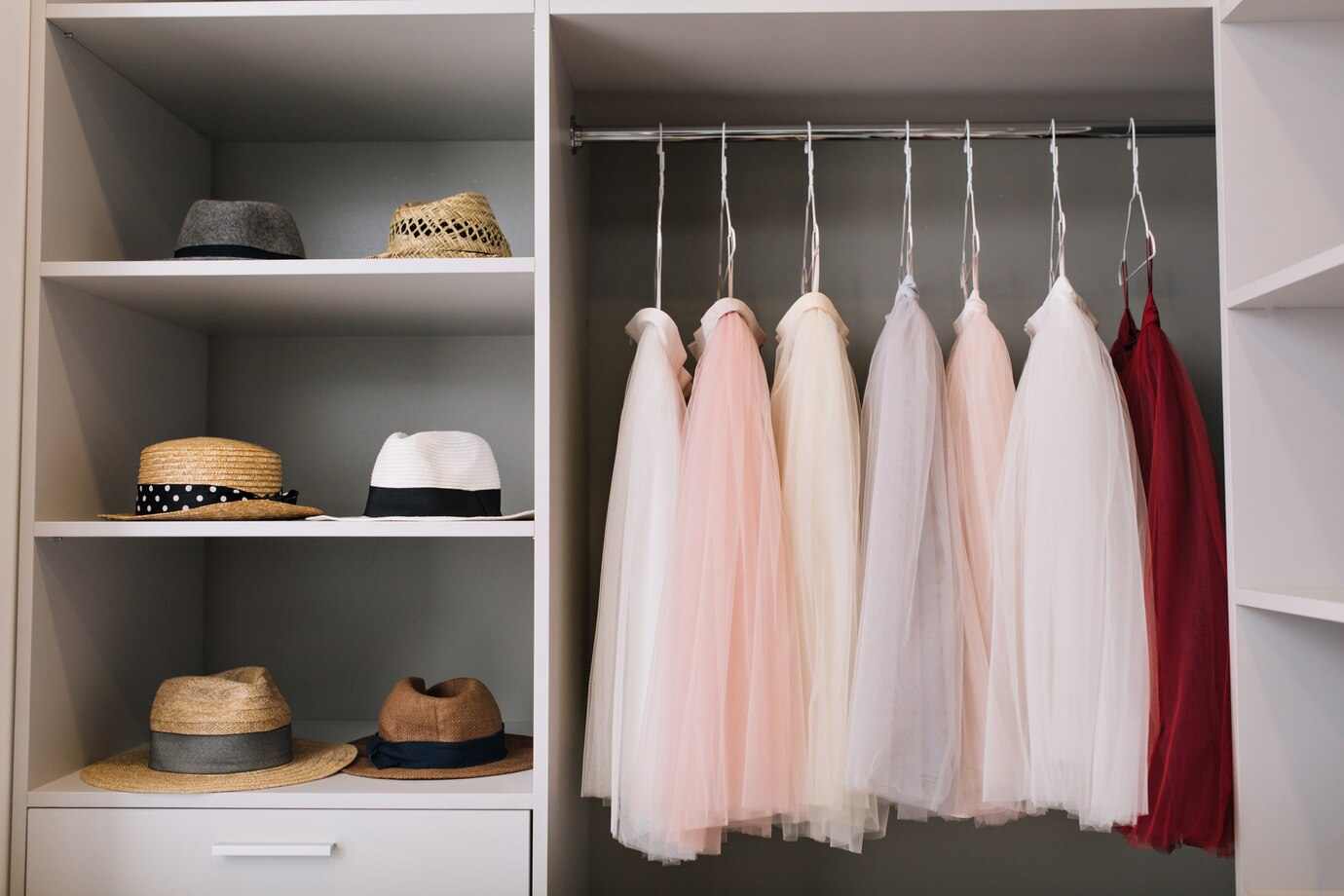 Amenajare dressing - 20+ Idei si modele | Inova Interiors